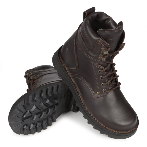 Mountain Boot in Premium Full Grain Leather + a FREE Pair of Outdoor S